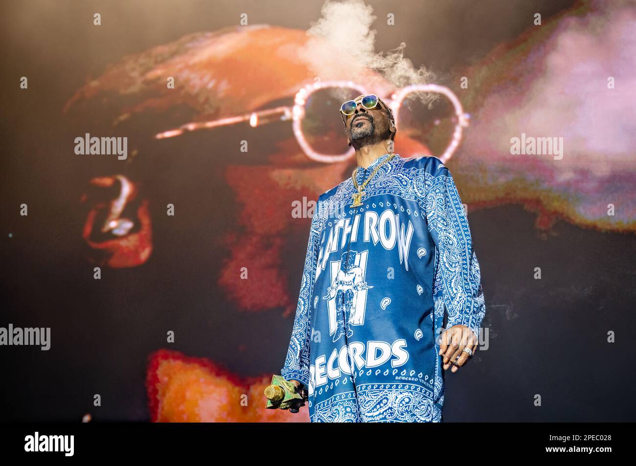 Death row dog hi-res stock photography and images - Alamy