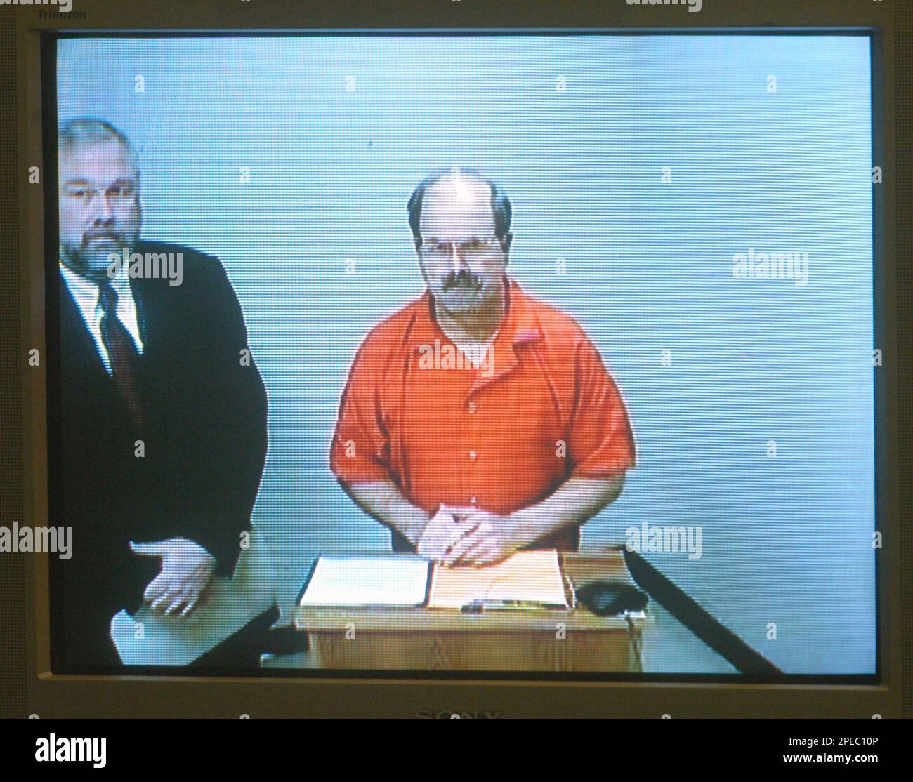 Serial murder suspect Dennis L. Rader makes his first court appearance ...