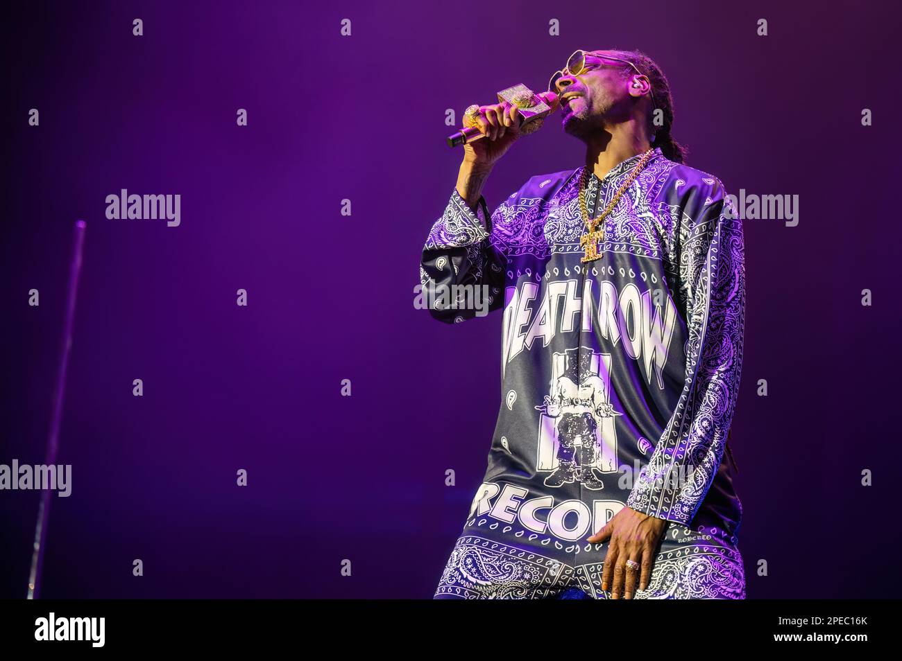 2pac and snoop dogg hi-res stock photography and images - Alamy
