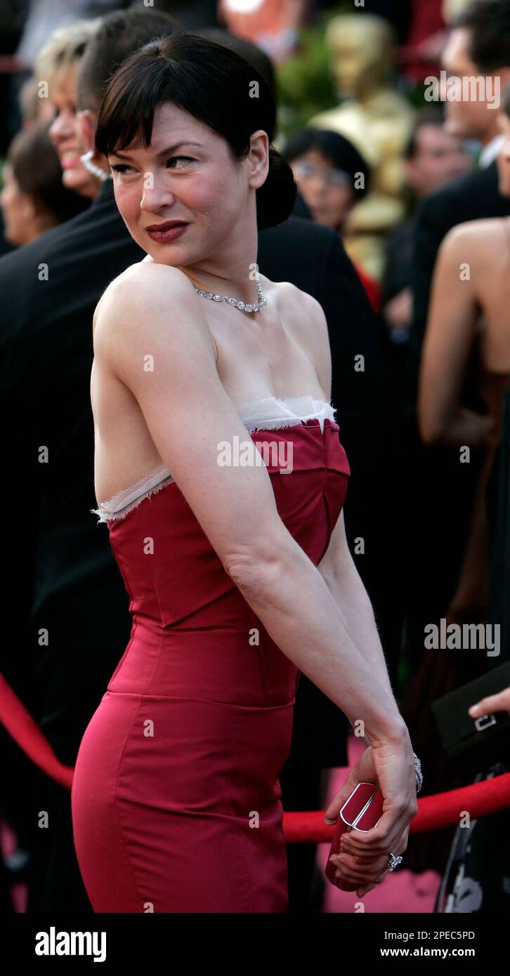 Actress Renee Zellweger, last year's best supporting actress winner ...