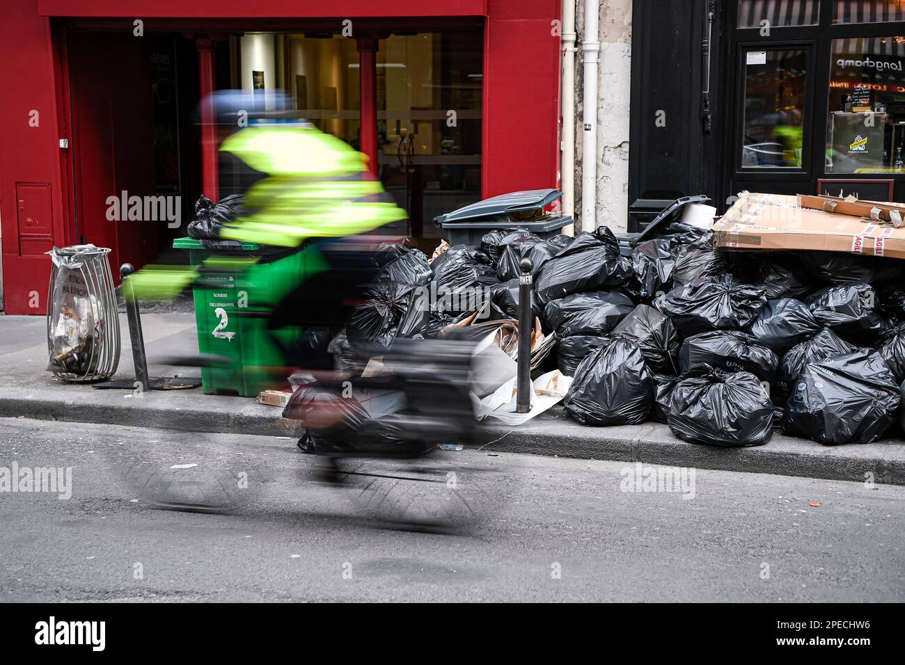 Full bins on March 15, 2023 in Paris, France. A strike by waste ...