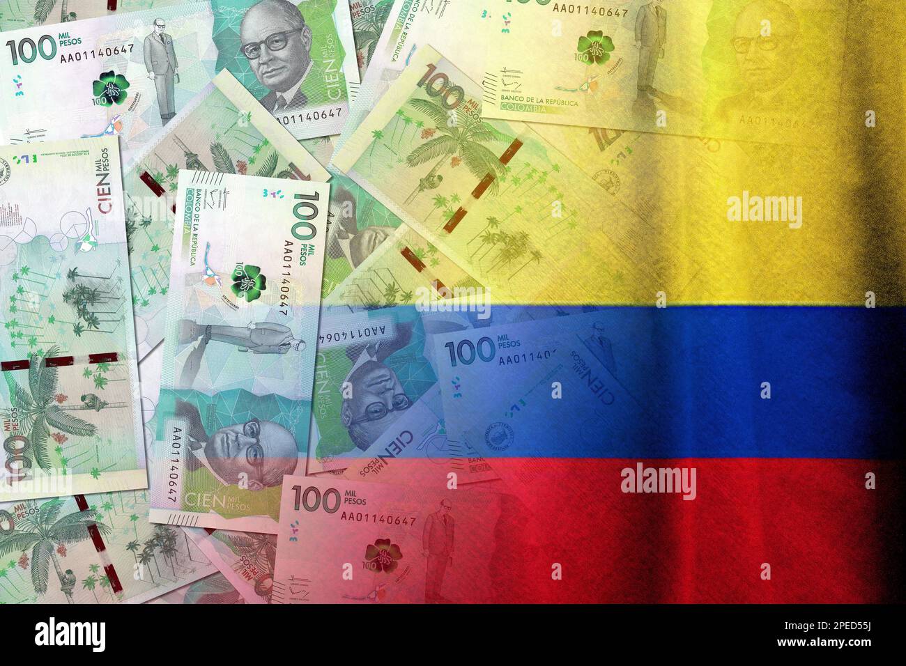 Colombia peso currency note sign hi-res stock photography and images ...