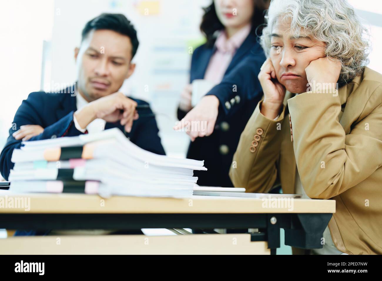 Females only sad office hi-res stock photography and images - Alamy