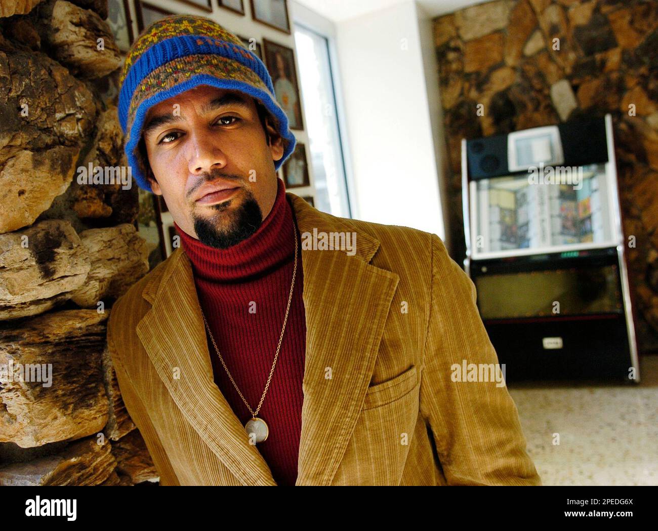 Musician Ben Harper poses at the 101 Cafe in the Hollywood section of ...