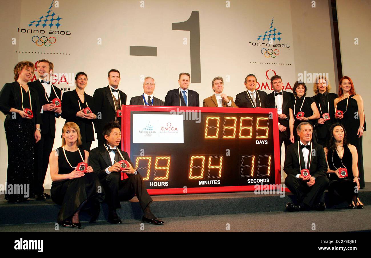 From left standing; British ice skaters Jayne Torvill and Chrisptopher ...