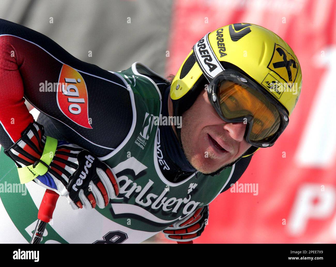 Austria's Hermann Maier looks up at the scoreboard after finishing the ...