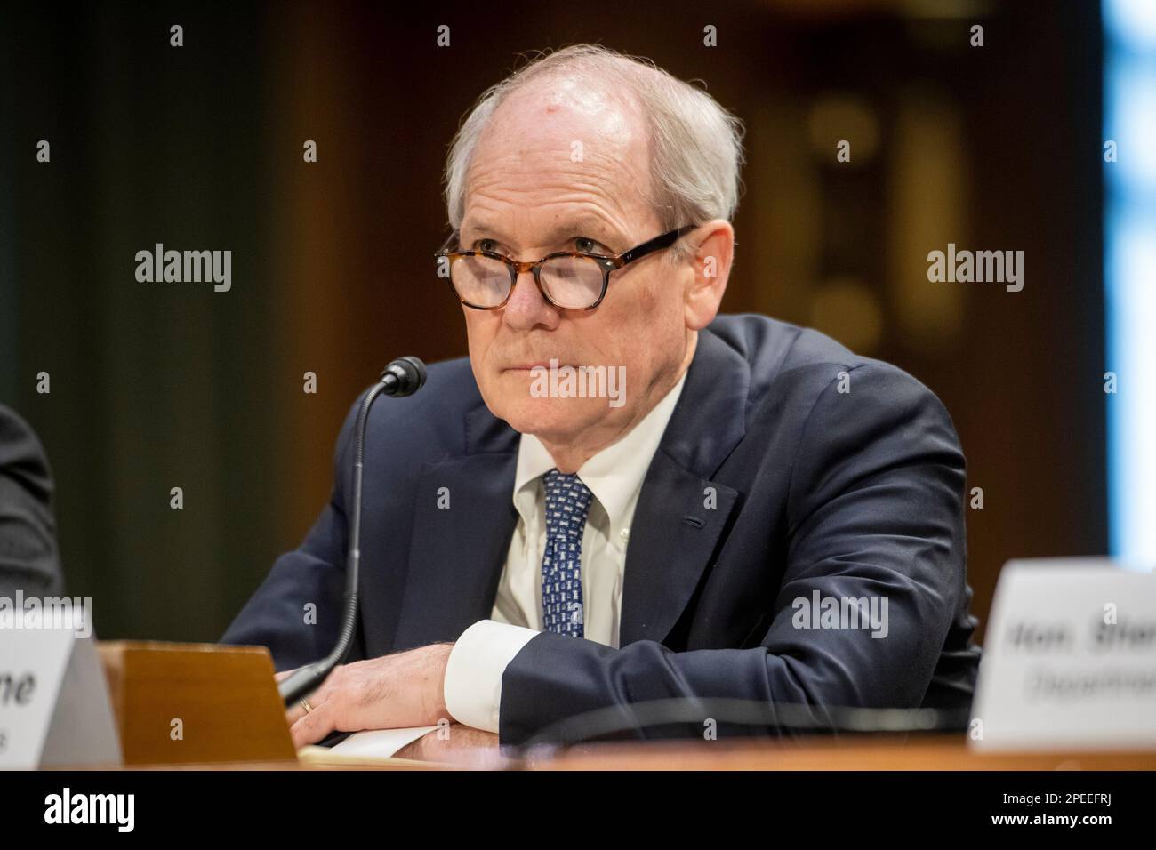 Office of the chief information officer hi-res stock photography and ...
