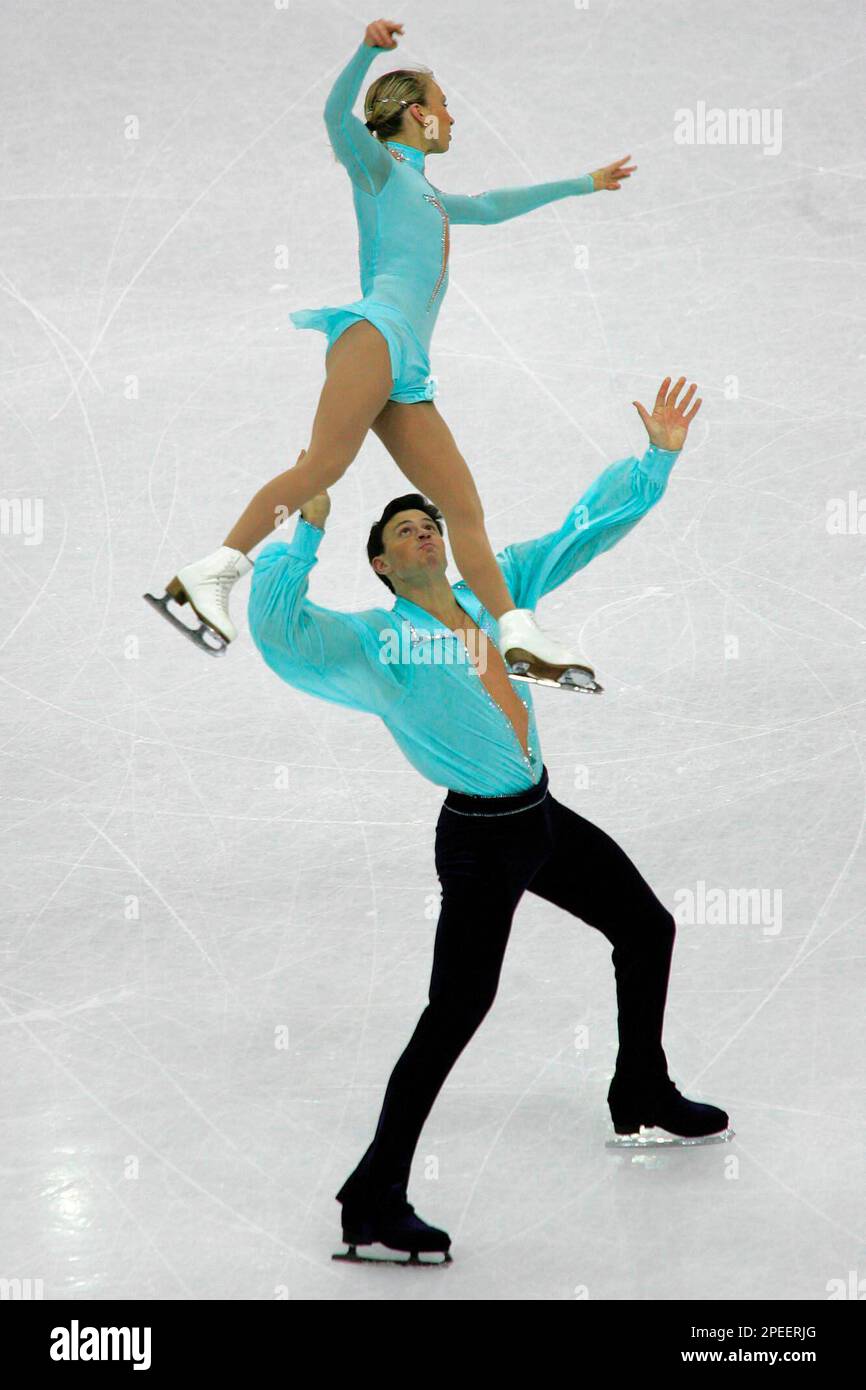 Russia's Tatiana Totmianina and Maxim Marinin perform during the Pairs ...