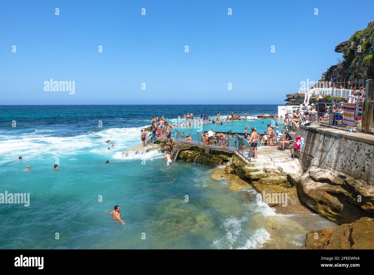 People enjoying the rock pool in summer at Bronte Beach in Sydney ...