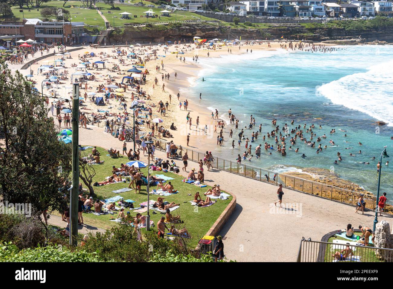 Sydney bronte beach hi-res stock photography and images - Alamy