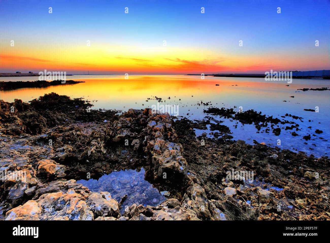Al khor shoreline hi-res stock photography and images - Alamy
