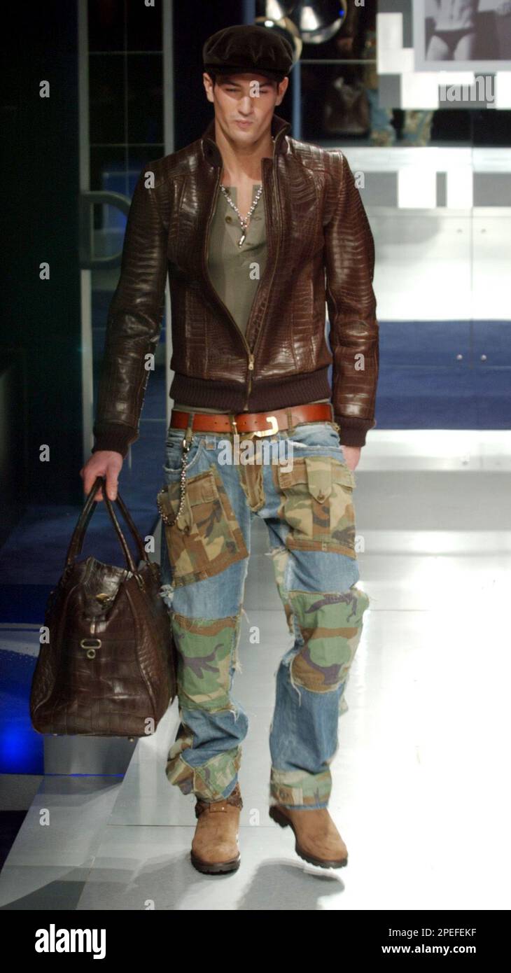 This oufit was part of the Dolce & Gabbana Fall/Winter 2005/2006 men's ...