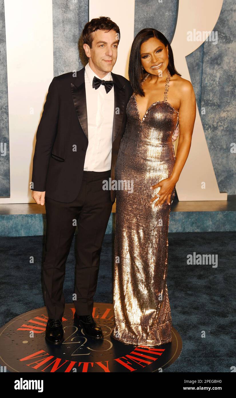 BEVERLY HILLS, CALIFORNIA - MARCH 12: (L-R) B. J. Novak and Mindy ...
