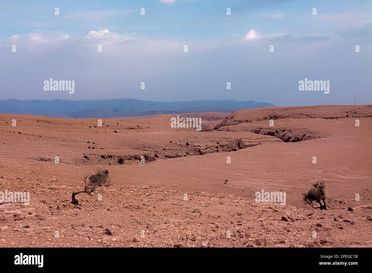 Barren plateau seen trekking in the Eastern Hajar mountains, Wadi Tiwi, Oman Stock Photo - Alamy