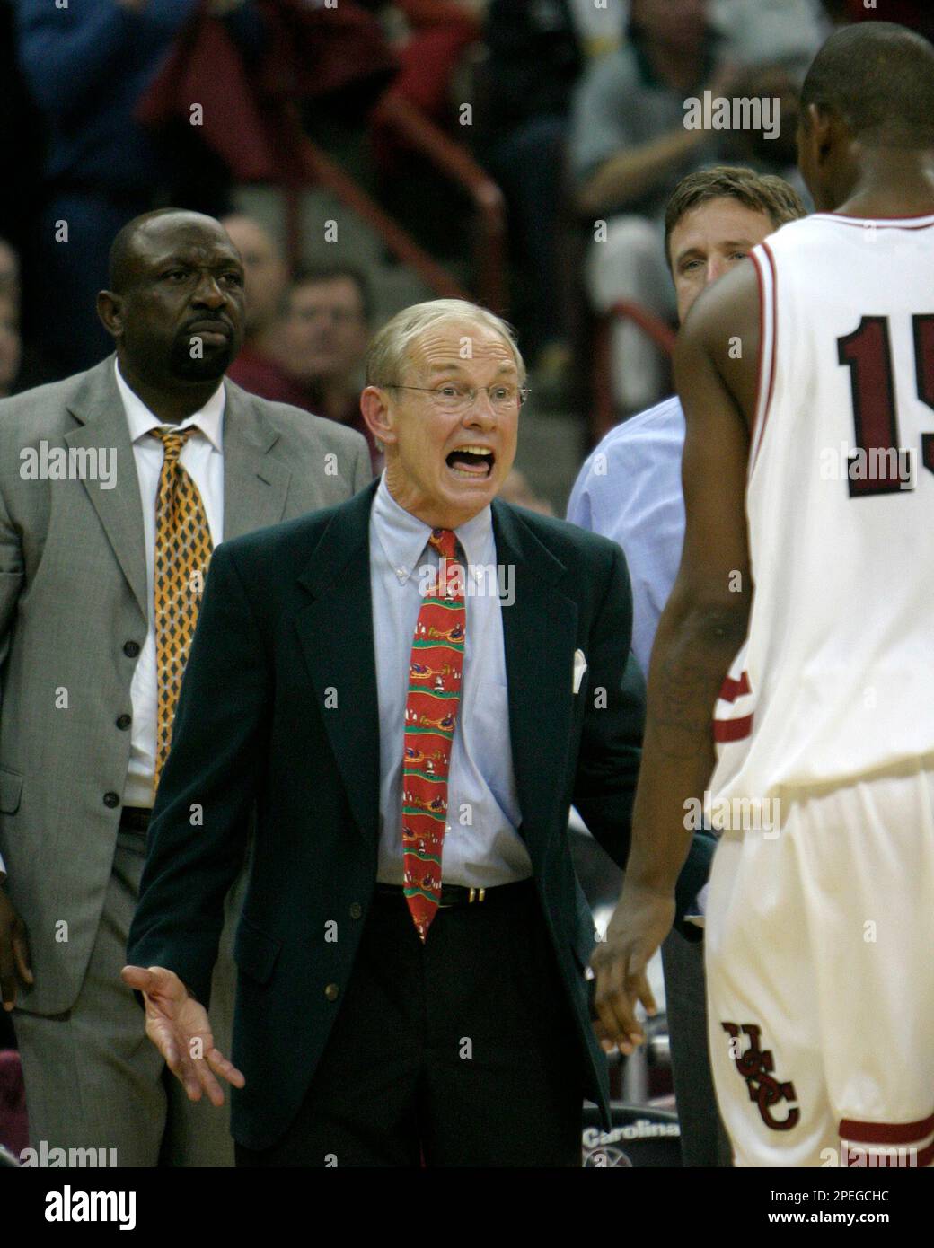 South Carolina coach Dave Odom gives direction to Carlos Powell (15 ...