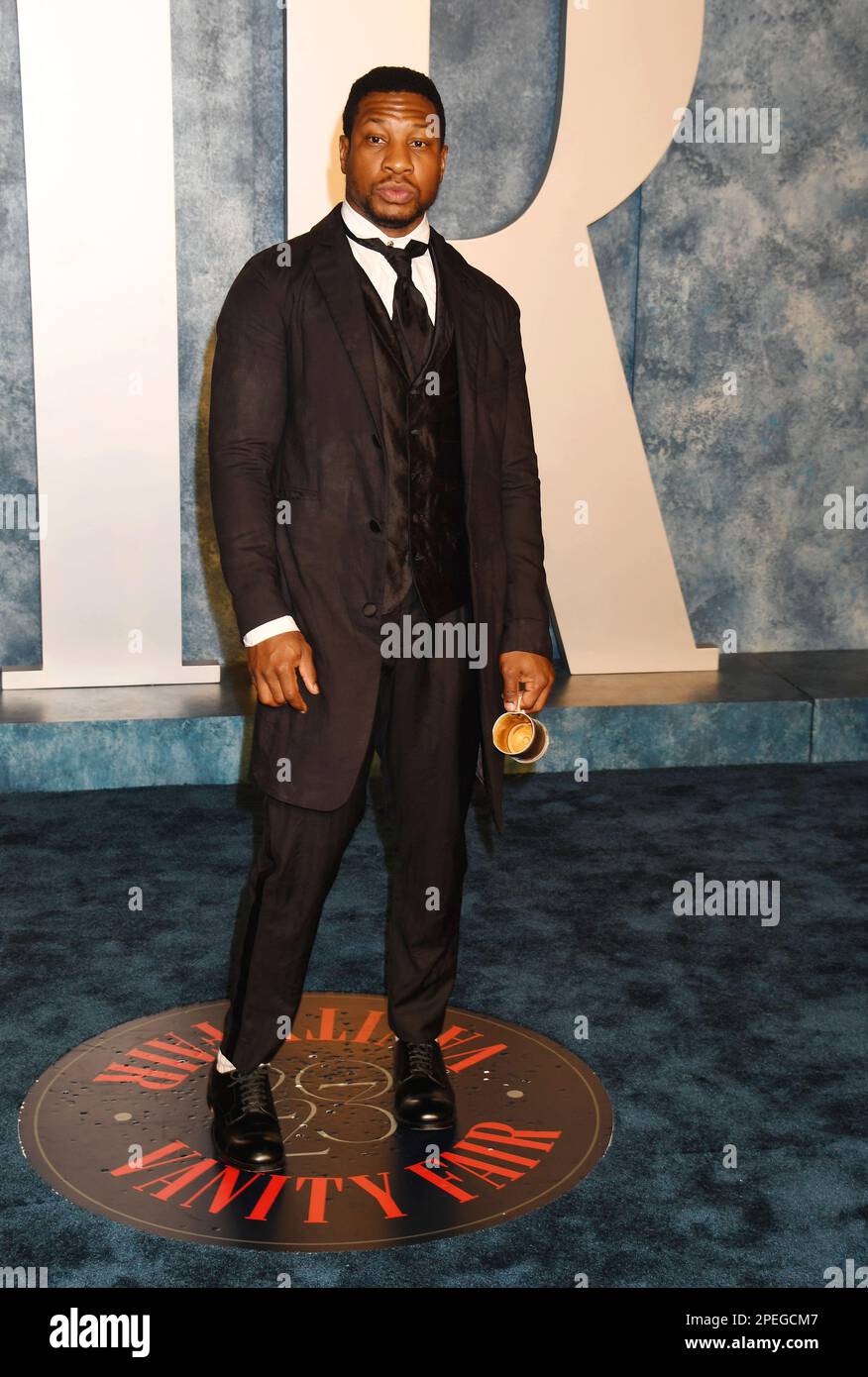 BEVERLY HILLS, CALIFORNIA - MARCH 12: Jonathan Majors attends the 2023 ...