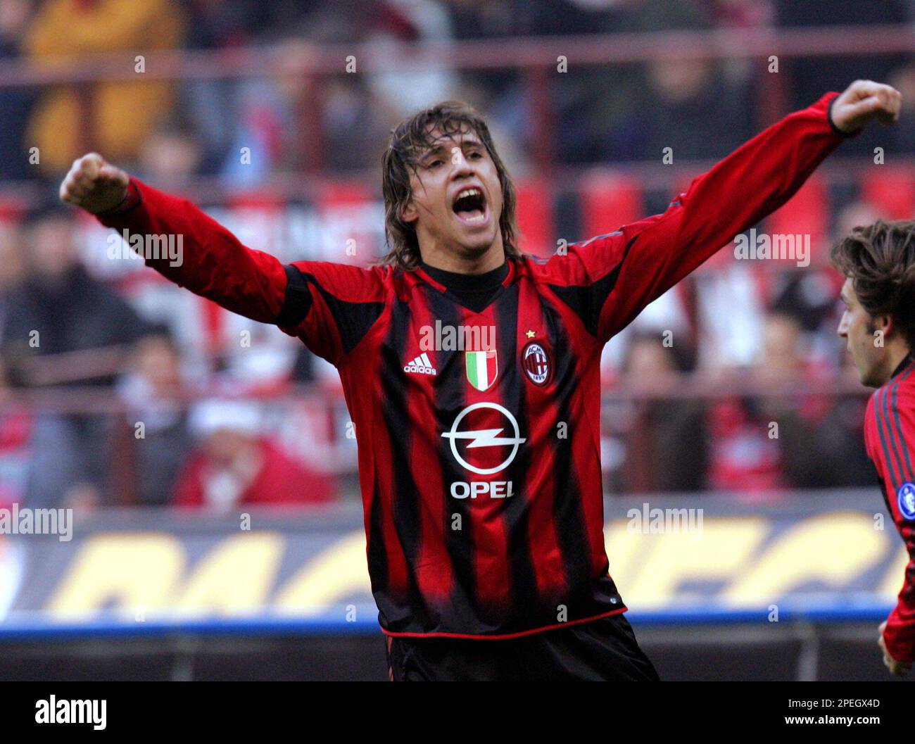 A.C. Milan Hernan Crespo of Argentina celebrates after scoring against ...