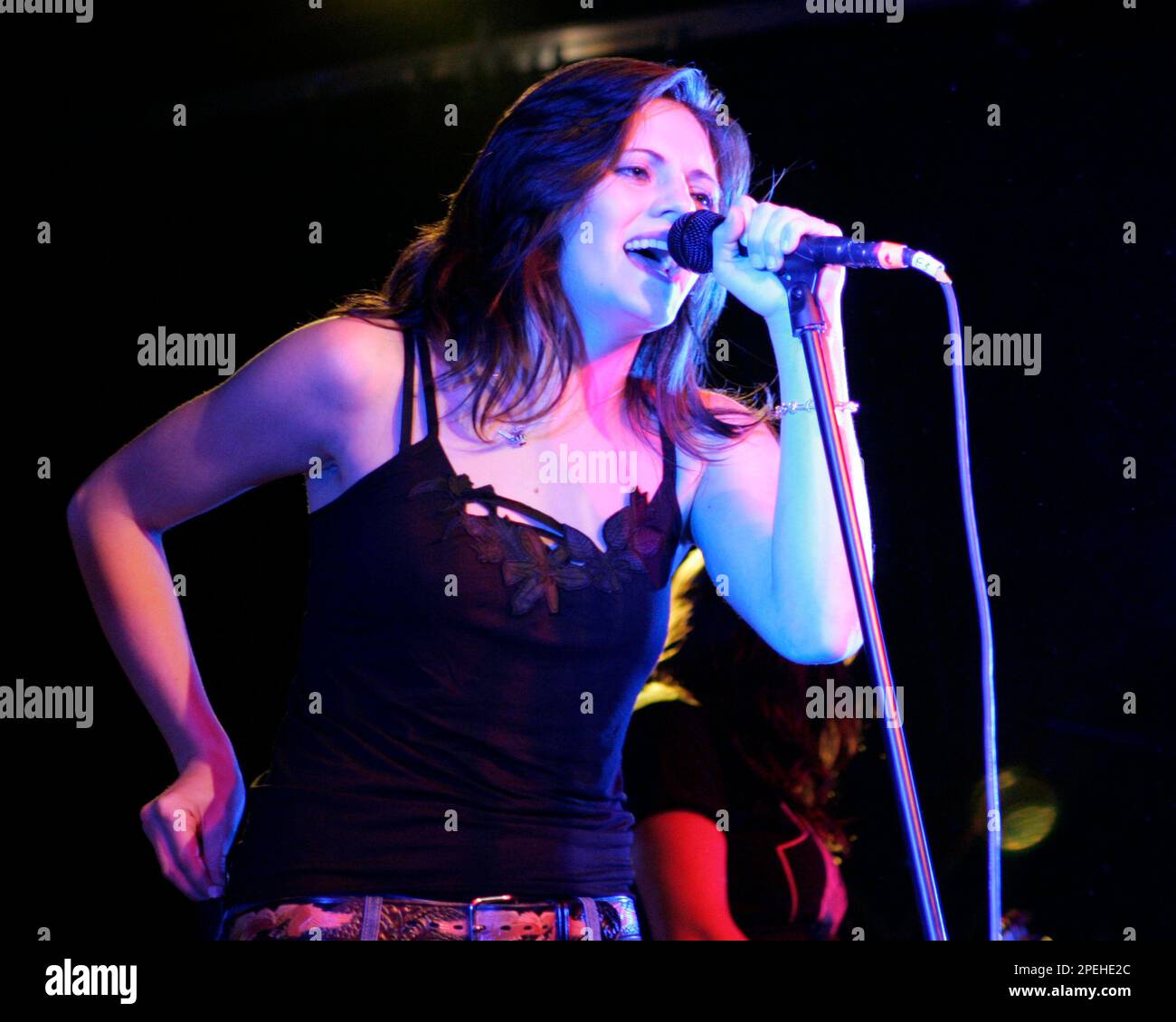 Lead singer Brett Anderson of the all female rock band The Donnas ...