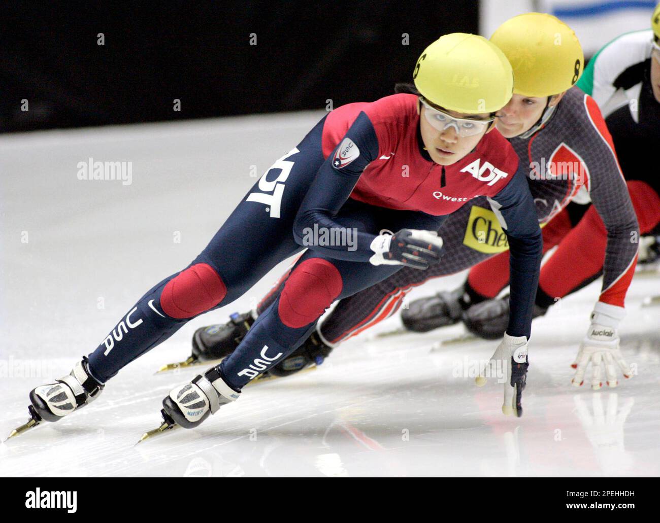 Hyo-Jung Kim of Fullerton, Calif., skates to win the 1,000-meter final ...