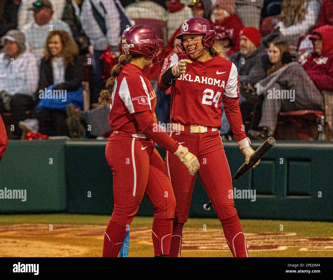 Norman, Oklahoma, USA. 14th Mar, 2023. Oklahoma Jayda Coleman (24) and ...