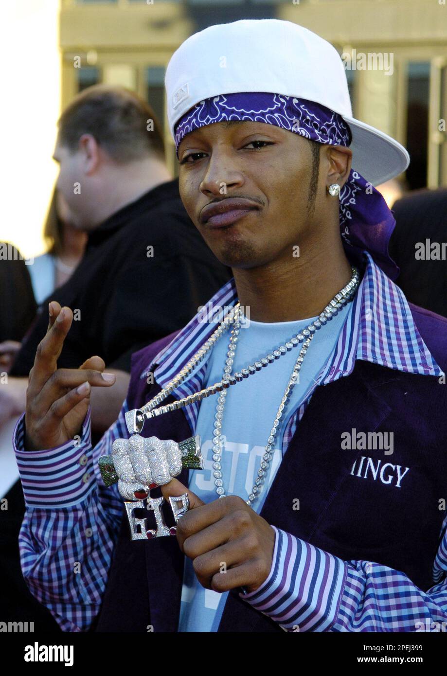 Rapper Chingy arrives for the 32nd annual American Music Awards, Sunday ...