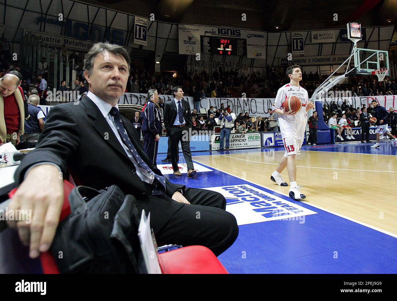 Pallacanestro Varese new coach Ruben Magnano of Argentina sits prior ...