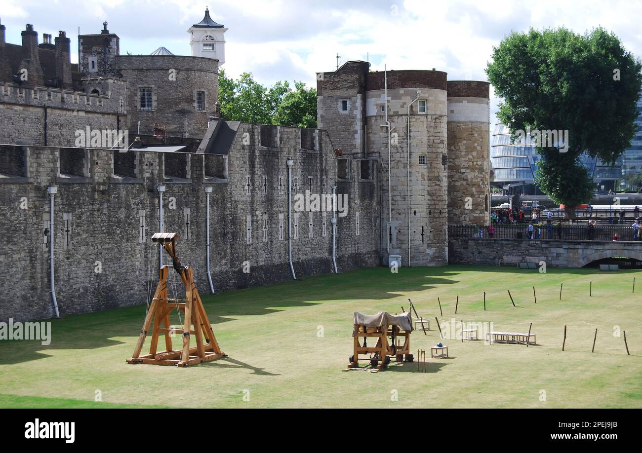 Base of coldharbour gate hi-res stock photography and images - Alamy