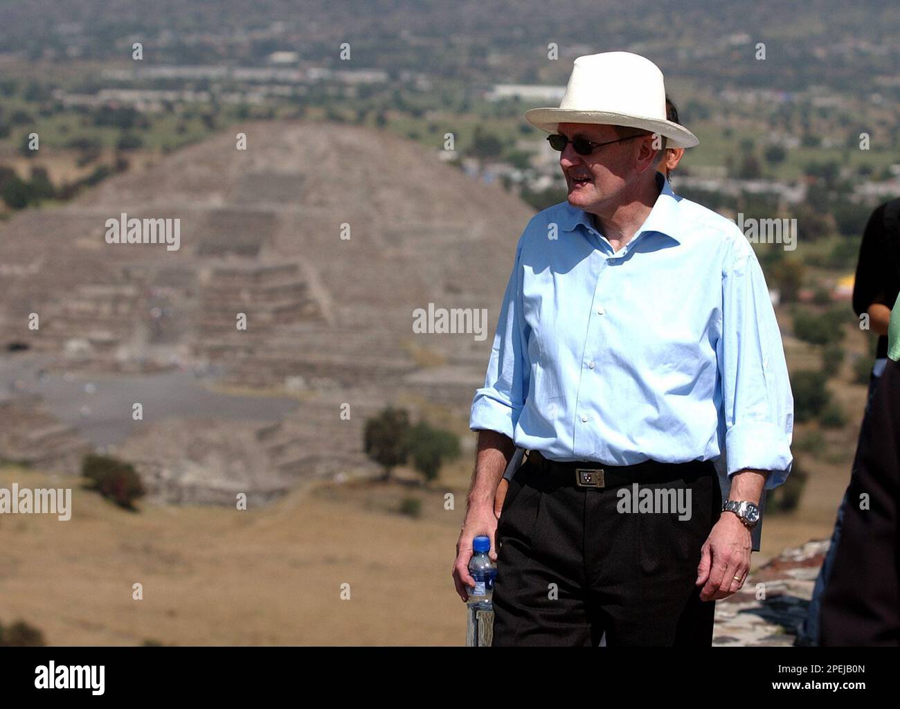 Swiss Confederation President Joseph Deiss tours the Mexico's ...