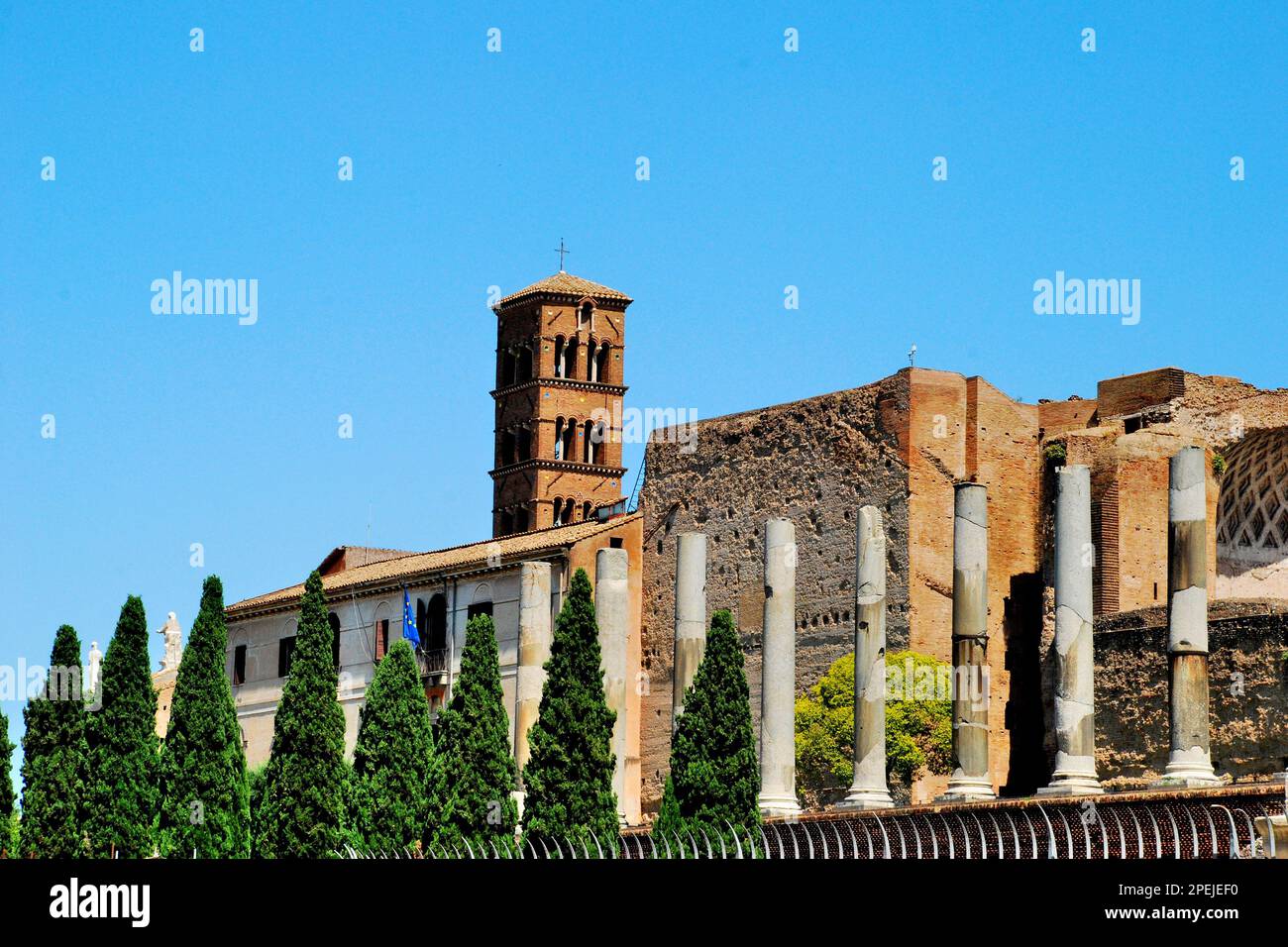 The Temple of Venus and Roma, is thought to have been the largest ...