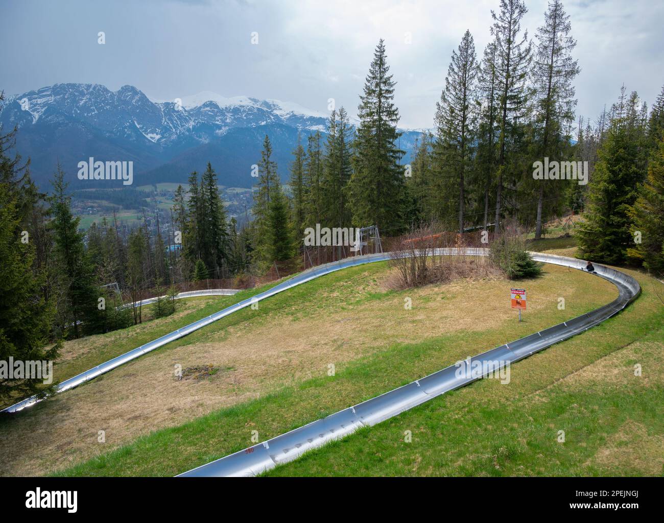 Sports cable slide hi-res stock photography and images - Alamy
