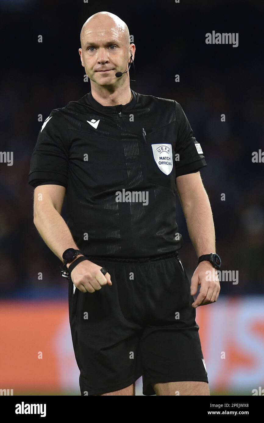 Naples, Italy. 15th Mar, 2023. Anthony Taylor referee during the Uefa ...