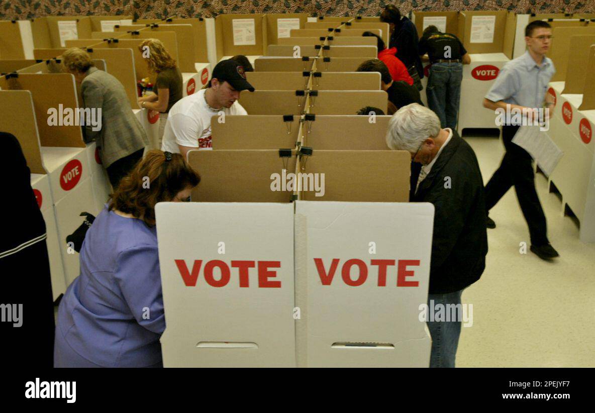 Voters cast their ballots during early voting at the Oklahoma County ...