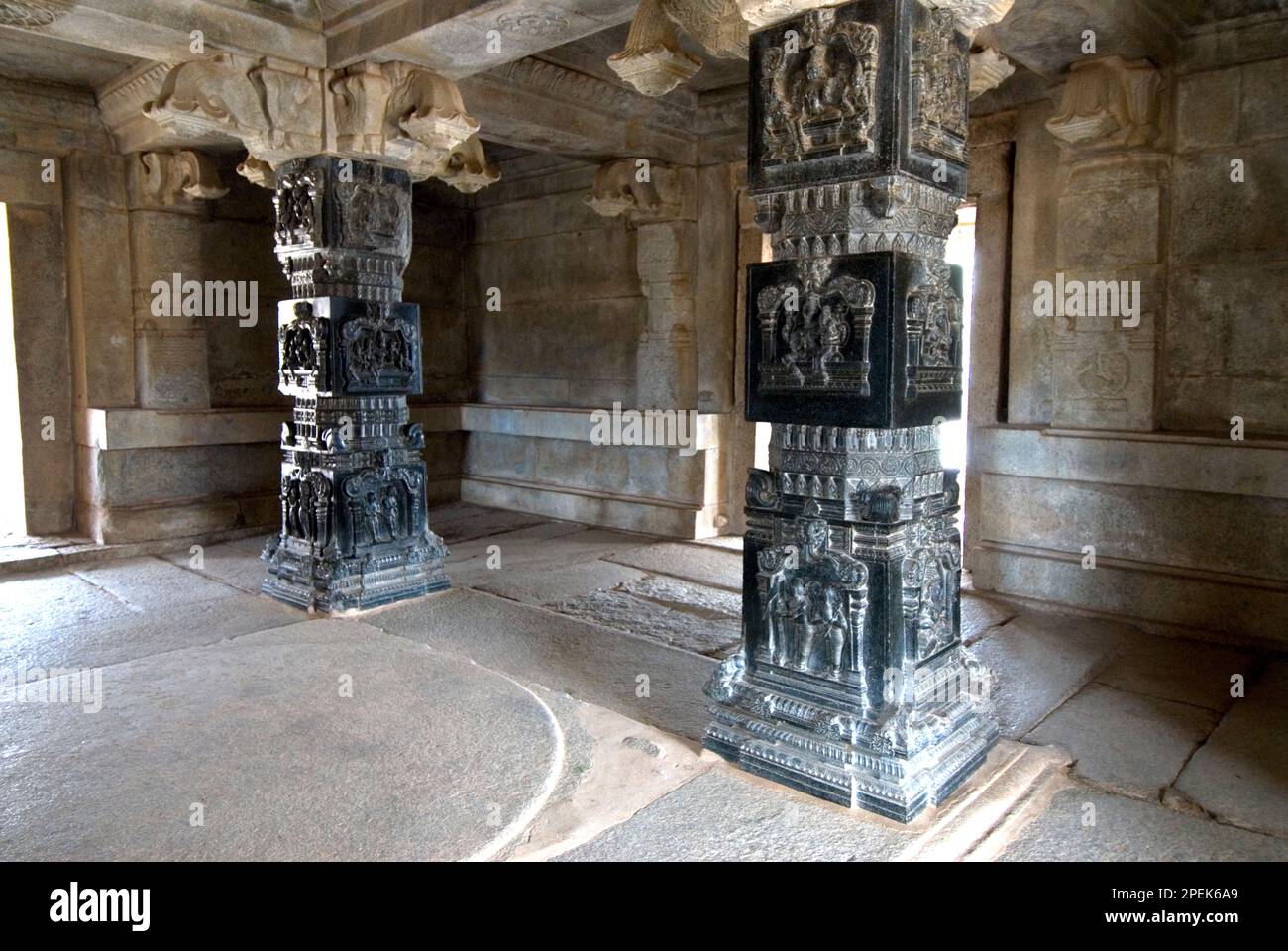 Carved decorative piller in Hazara Rama Temple at Hampi state Karnataka ...
