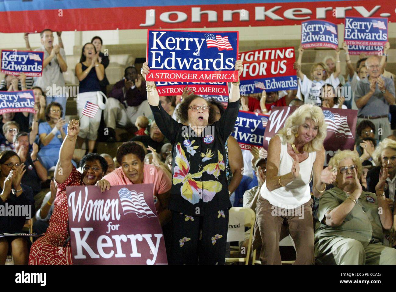 Kerry edwards supporters hi-res stock photography and images - Alamy