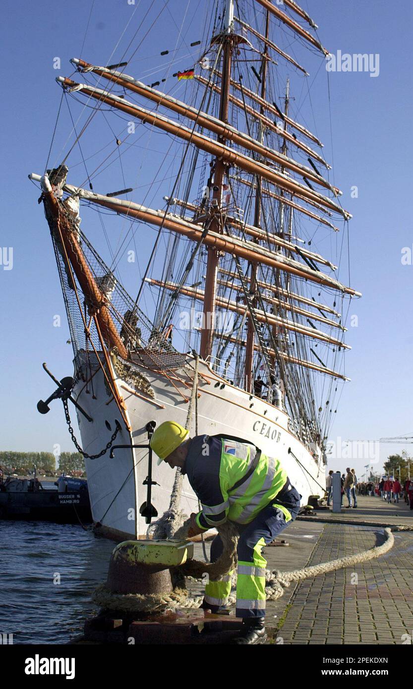 The world's largest traditional tall ship, the 117-meter long Russian ...