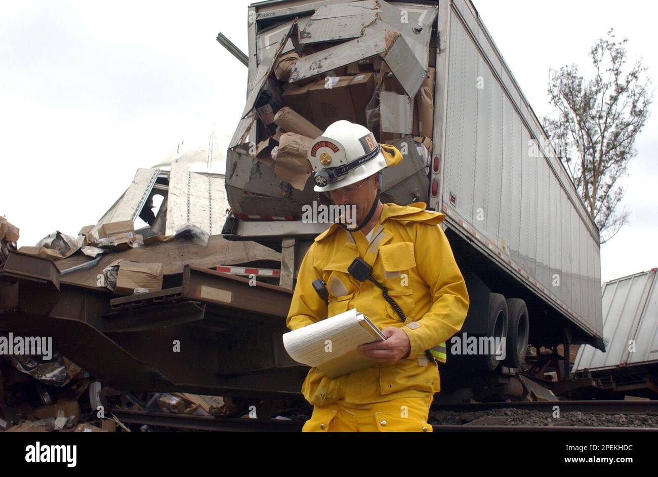Los Angeles Fire Department Battalion Chief Jim Gandee inspects the ...
