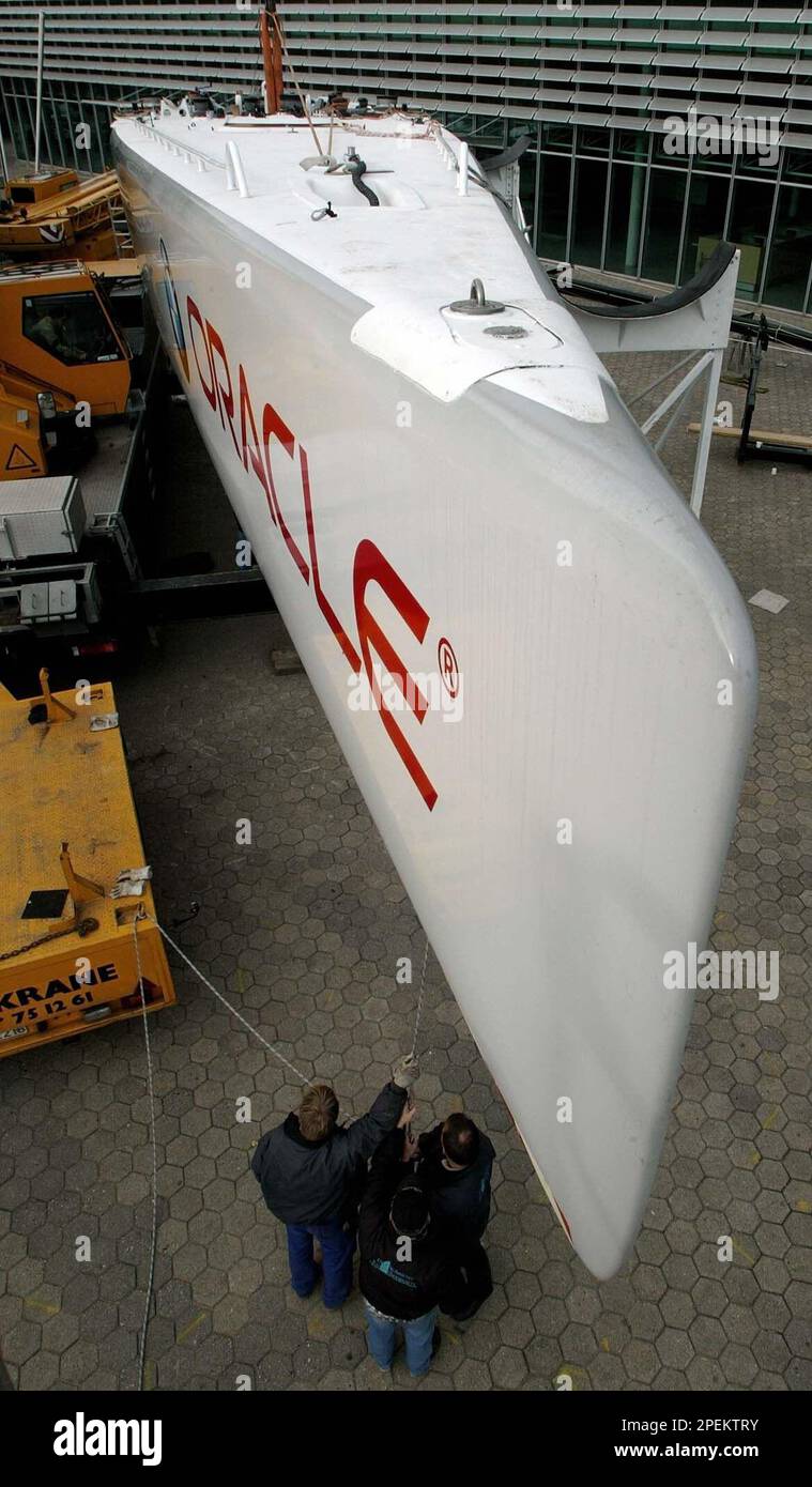 Die America's Cup Yacht von BMW Oracle Racing wird am Donnerstag, 14 ...