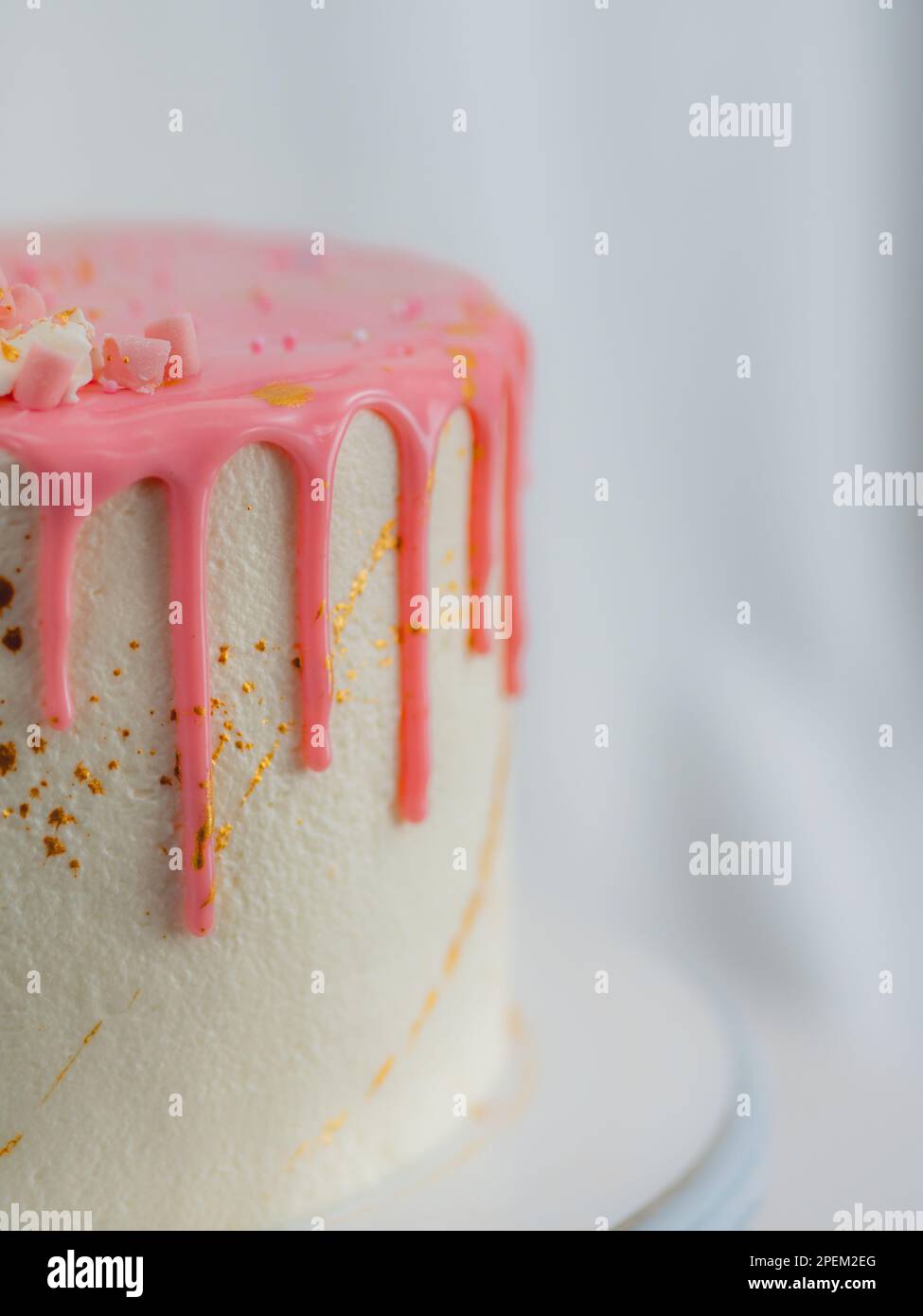 pink frosted dripping icing white birthday cake cake with unicorn ...