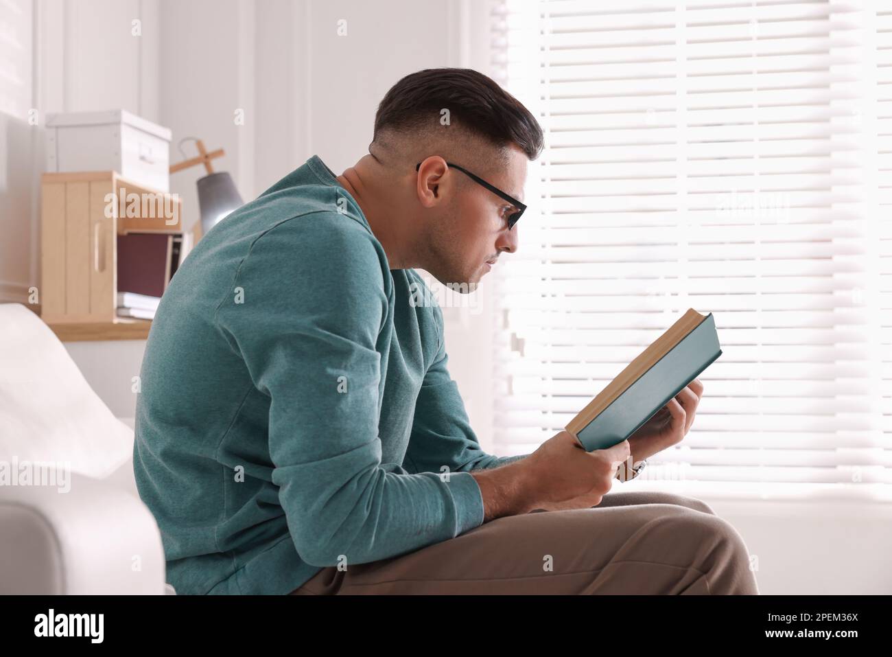 Poor background and reading hi-res stock photography and images - Alamy