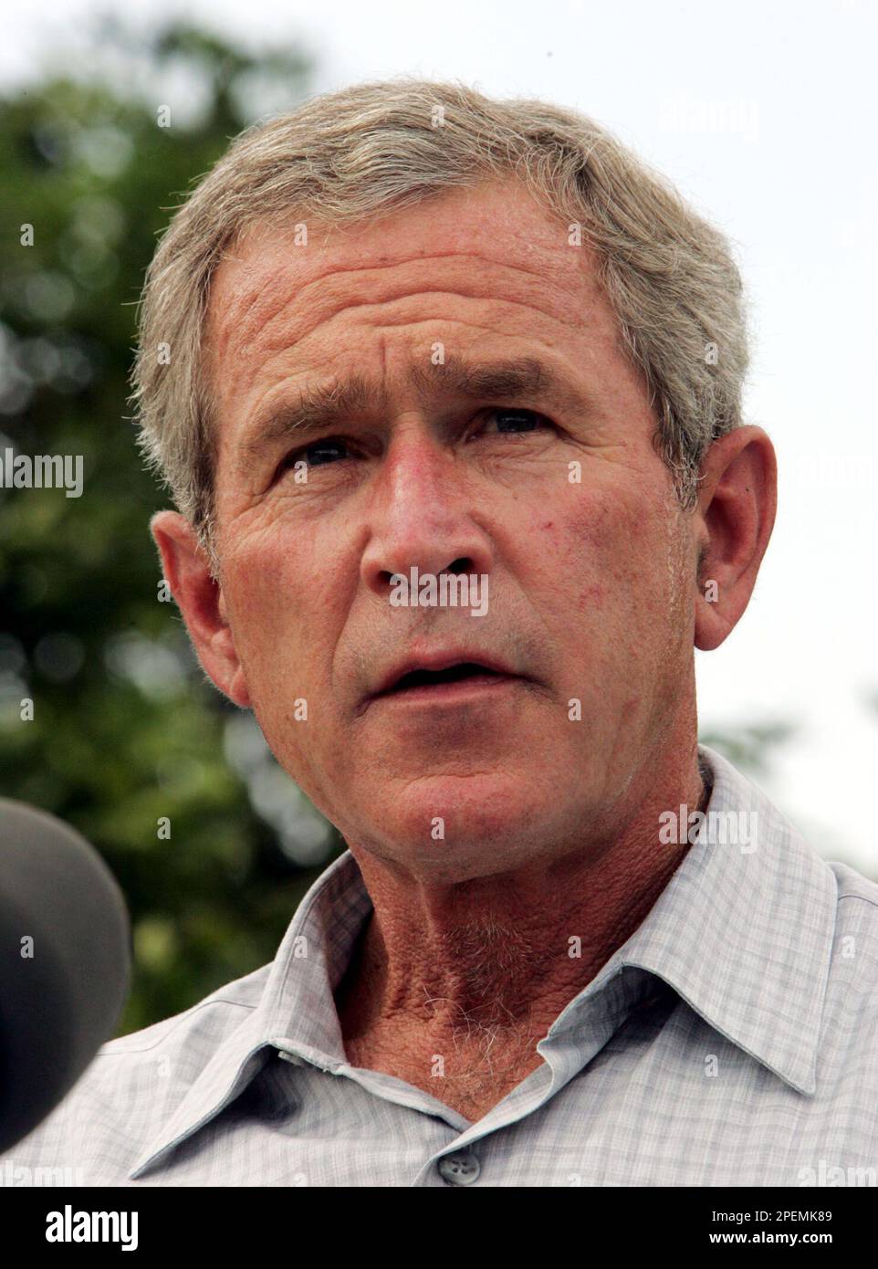 President Bush makes a statement after touring damage from Hurricane ...