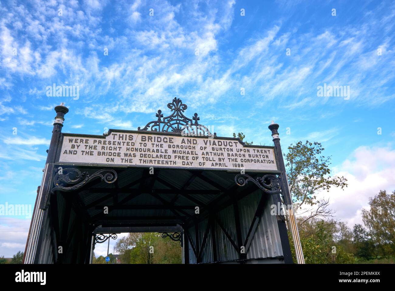 Old Victorian causeway bridge in Burton on Trent, UK Stock Photo - Alamy