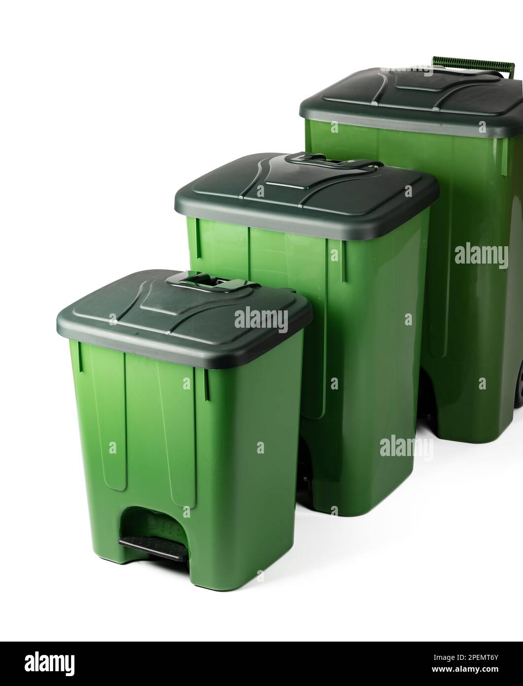 Green recycle bin isolated on white background Stock Photo - Alamy