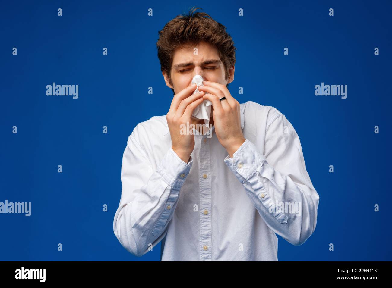 Man wiping face napkin hi-res stock photography and images - Alamy