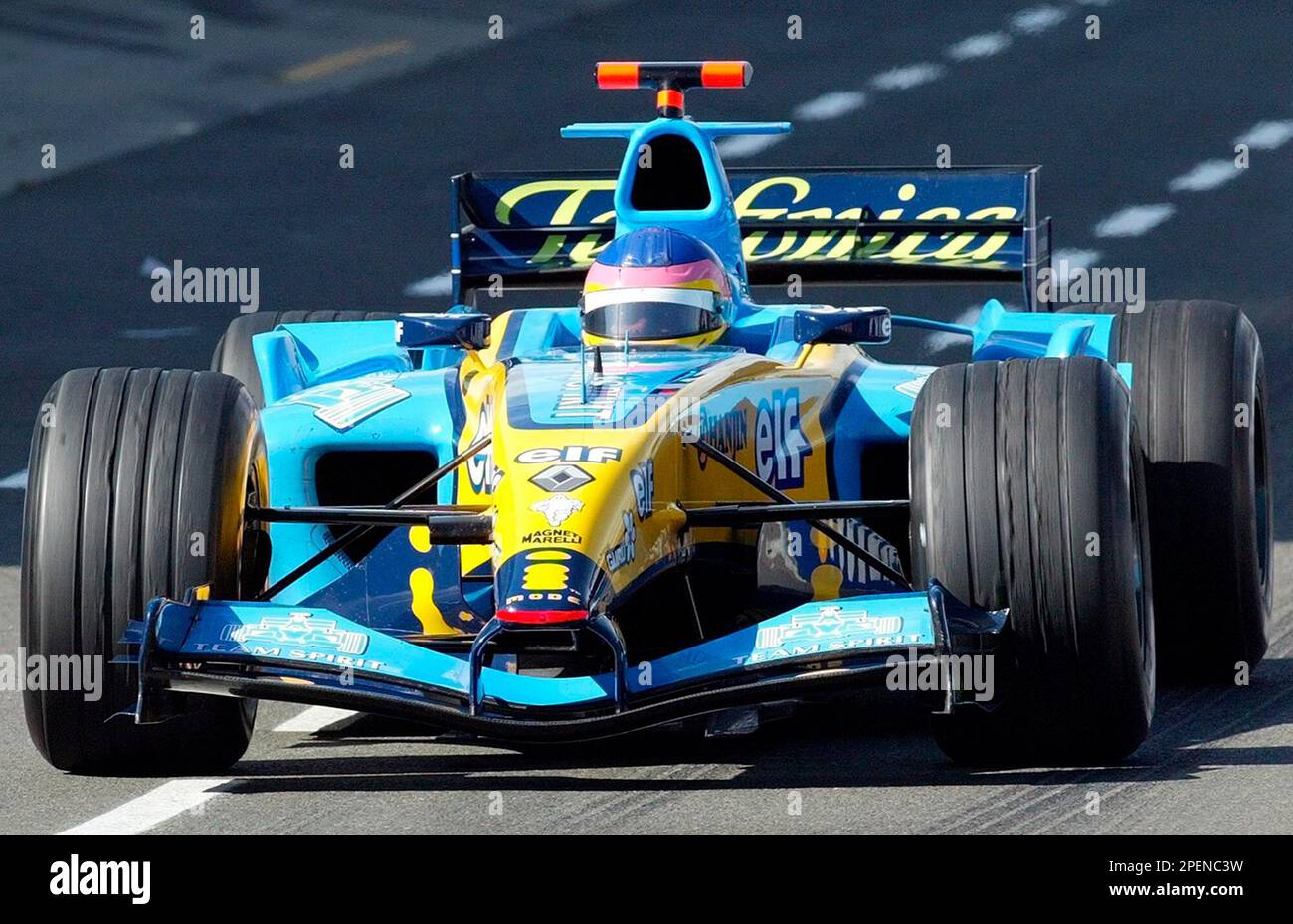 Canadian F1 racing driver Jacques Villeneuve at the wheel of his ...