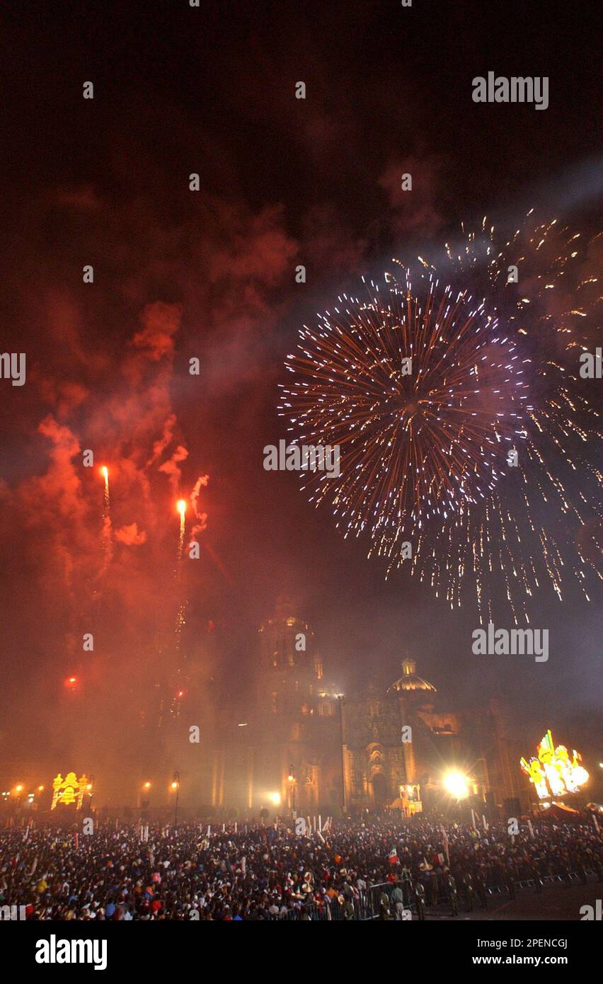 Fireworks explode into the sky as Mexico's President Vicente Fox gives ...