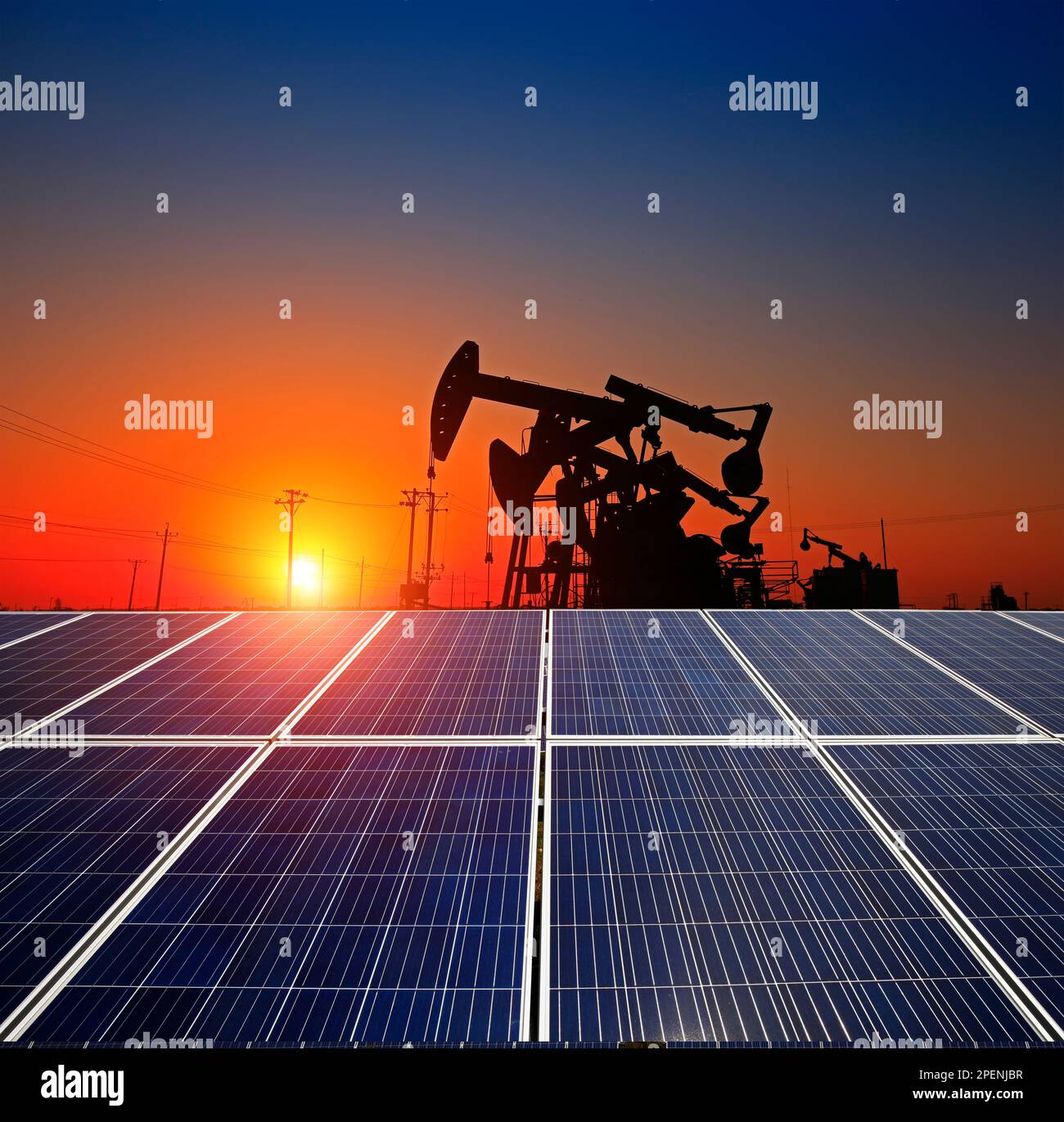 Solar panel rig hi-res stock photography and images - Alamy