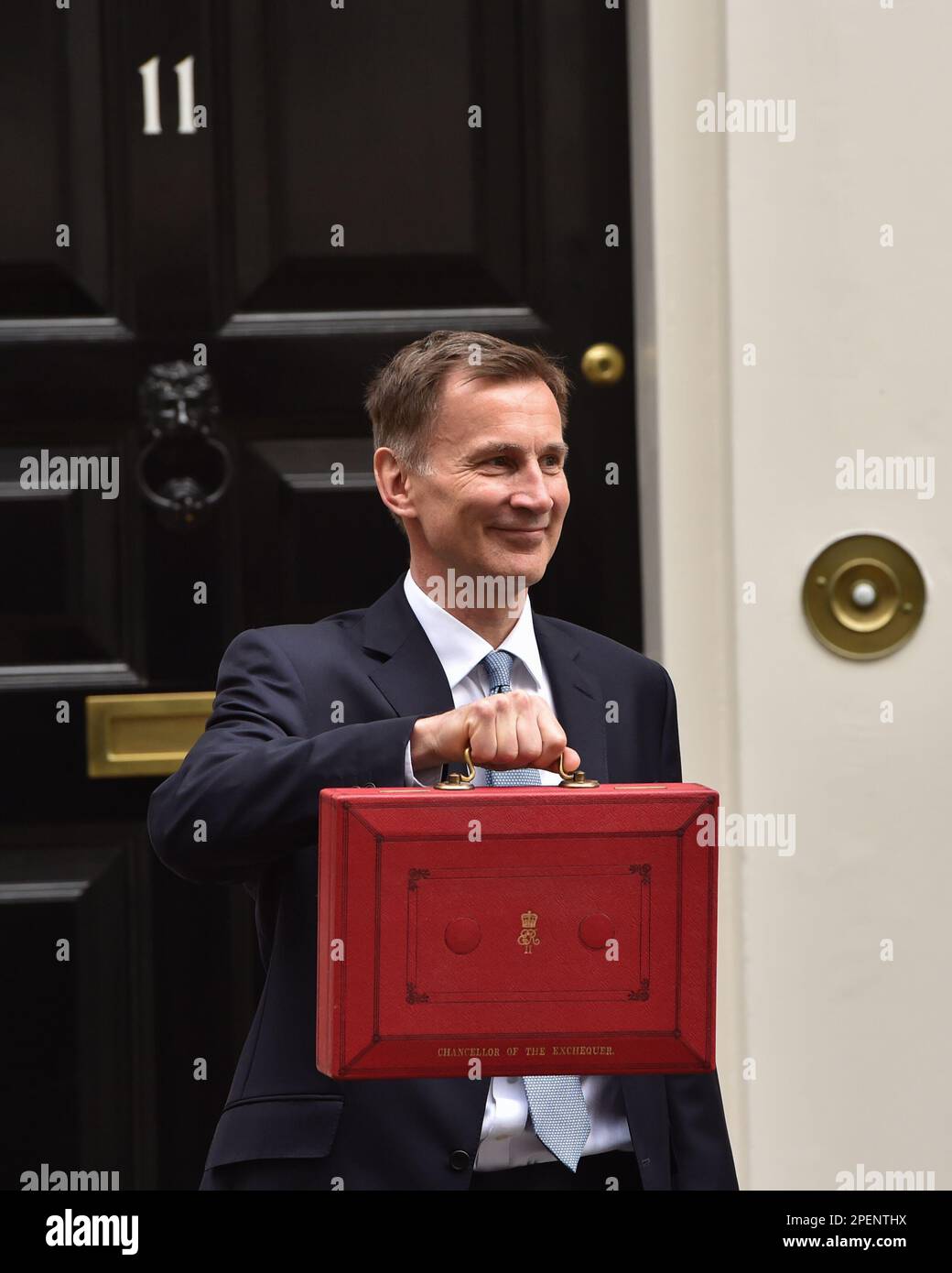 Jeremy hunt budget hi-res stock photography and images - Alamy