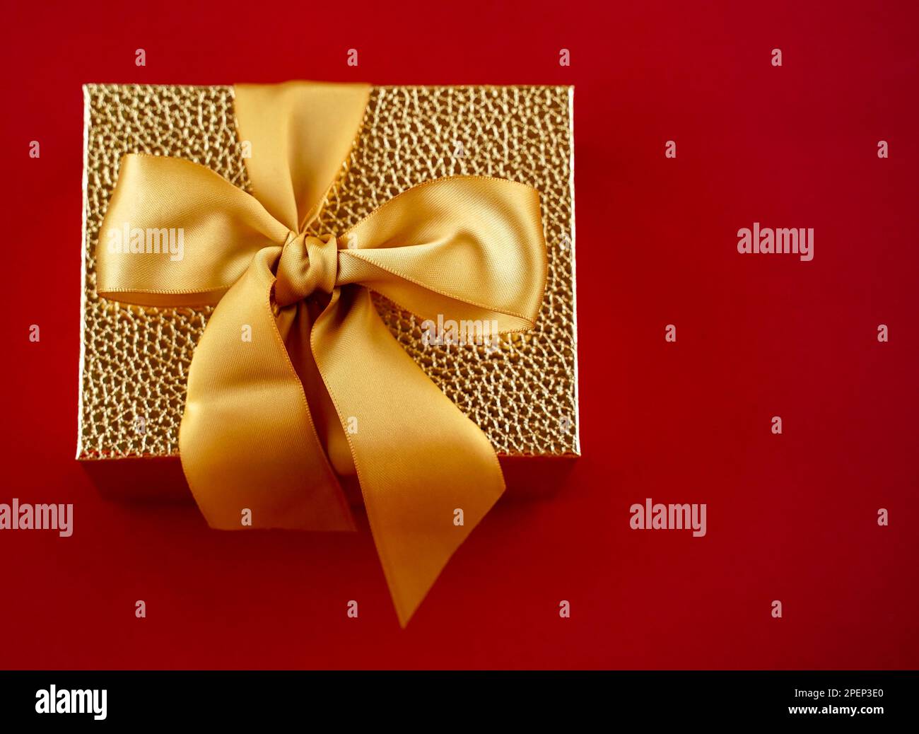 Large golden color box hi-res stock photography and images - Alamy