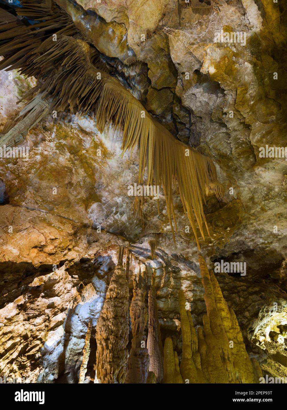 Underground limestone cave hi-res stock photography and images - Alamy