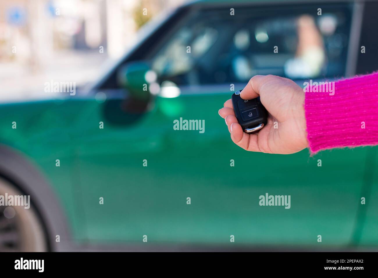 Car body pressing hi-res stock photography and images - Alamy